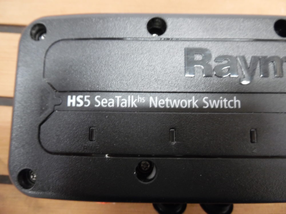 Raymarine HS5 Seatalk hs Raynet Network Switch - A80007 - Great Cond 90 ...