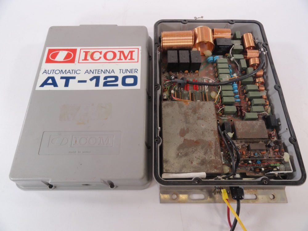 Icom IC-706MKIIG Dual Single Side Band Radios w/ AT-120 AT-140 Tuners ...