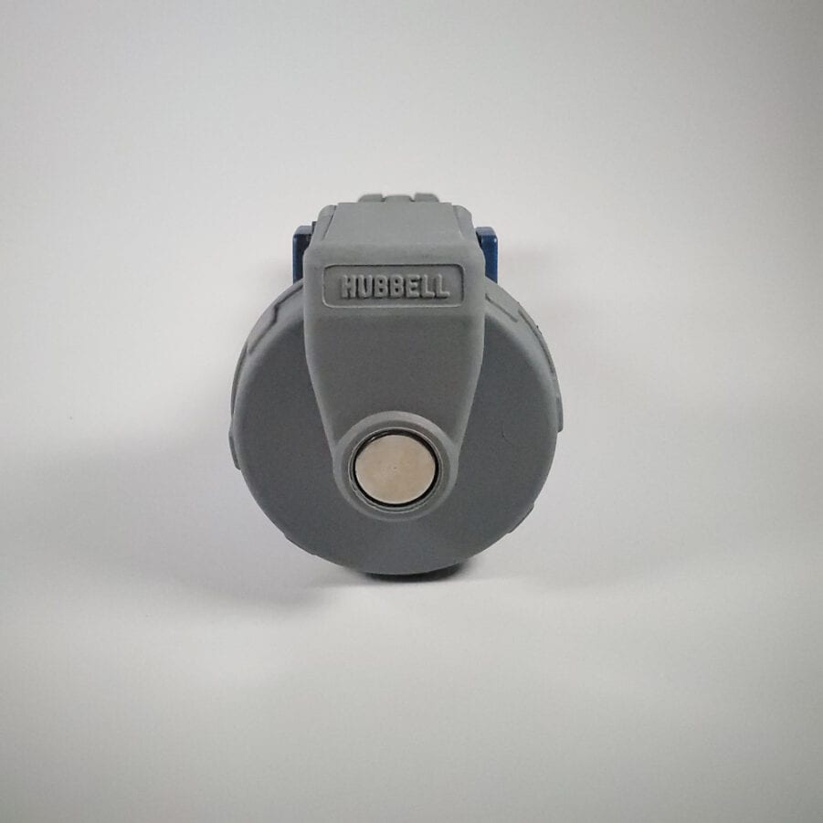 Hubbell HBL320C6W Watertight IEC 309 Pin & Sleeve Connector *NEW IN BOX* - Max Marine Electronics