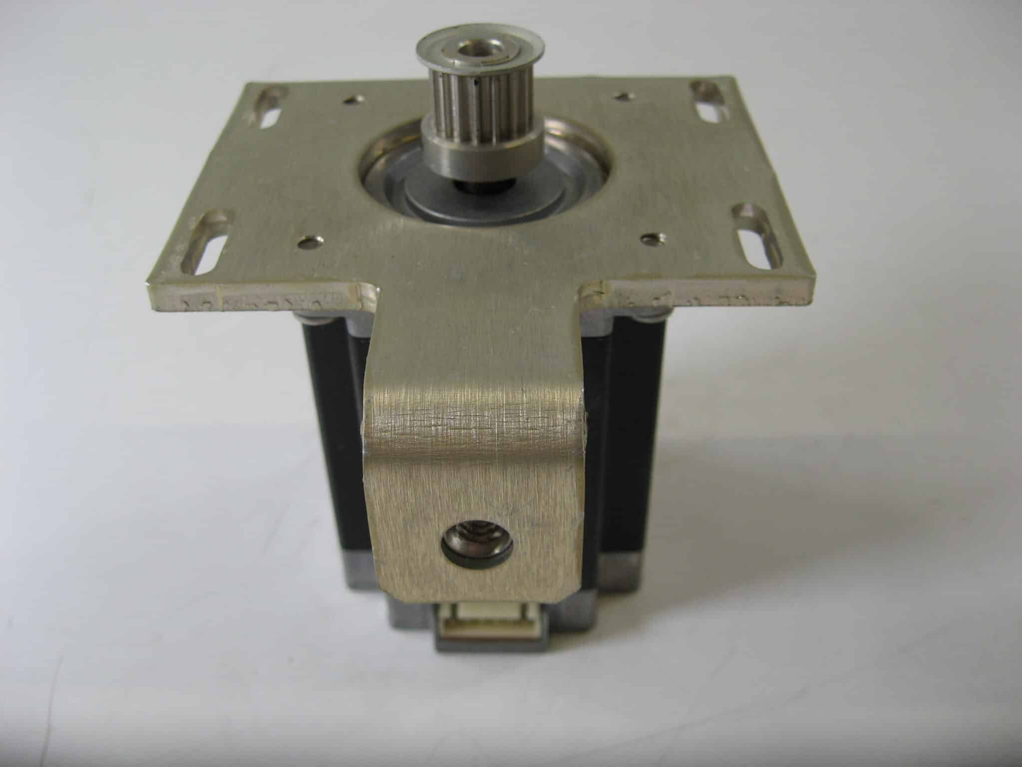 Minebea Motor Manufacturing Corp. Stepper Motor 23KM-K732-03V T8310-01 ...