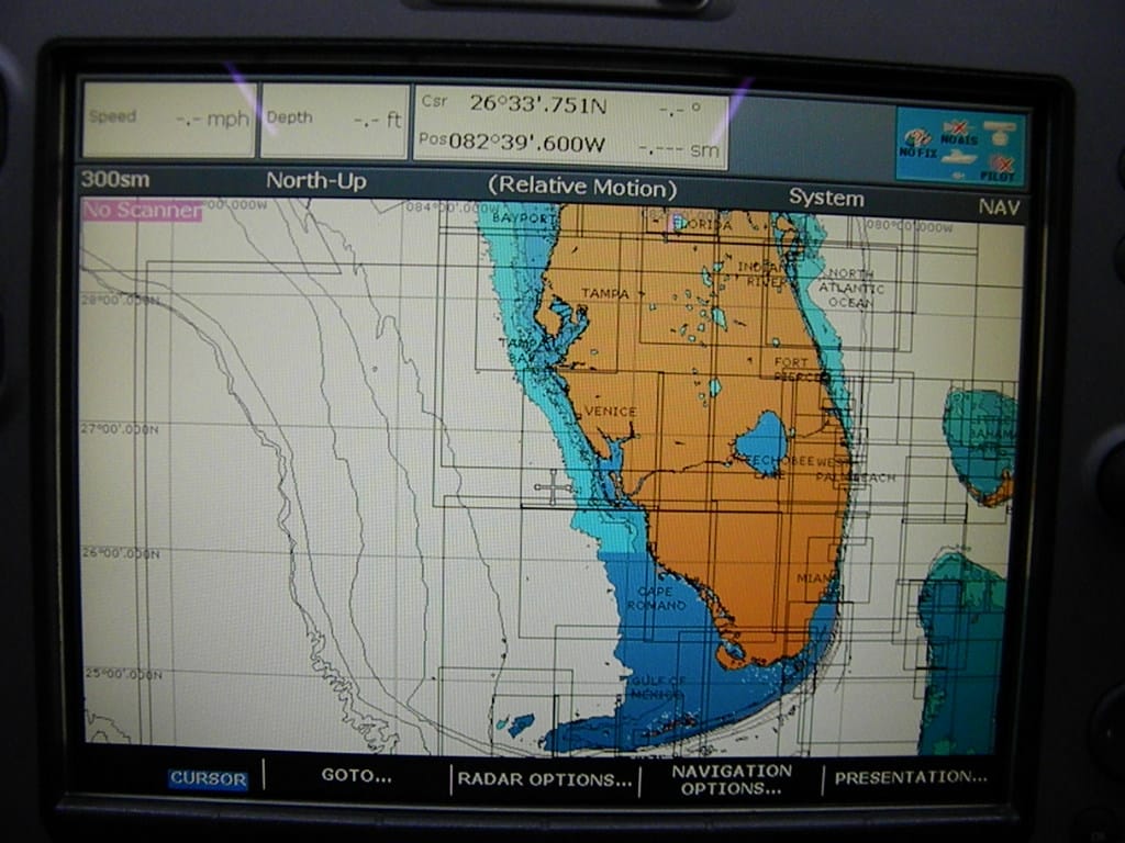 Navionics Platinum+ CF Chart Card US Southeast – ALL Bahamas CF/906 ...