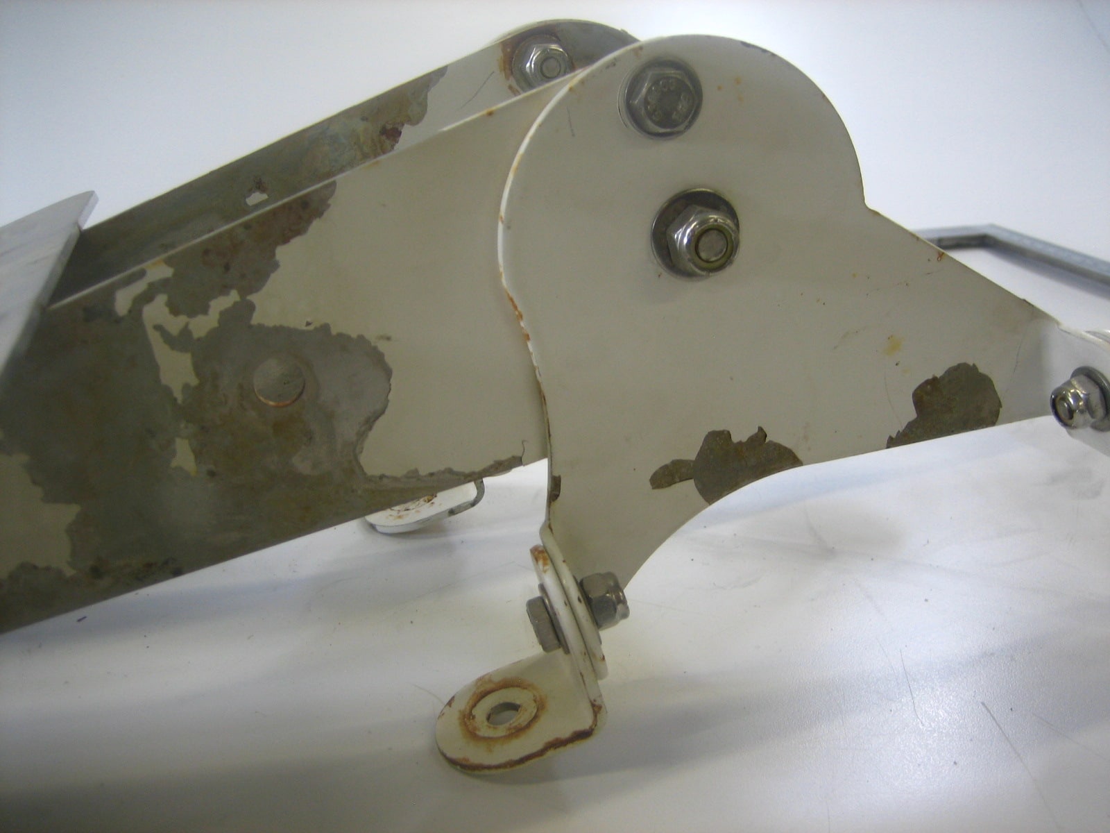 Stainless Mast Mount for Furuno 15" 18" Dome Radars - Max Marine ...