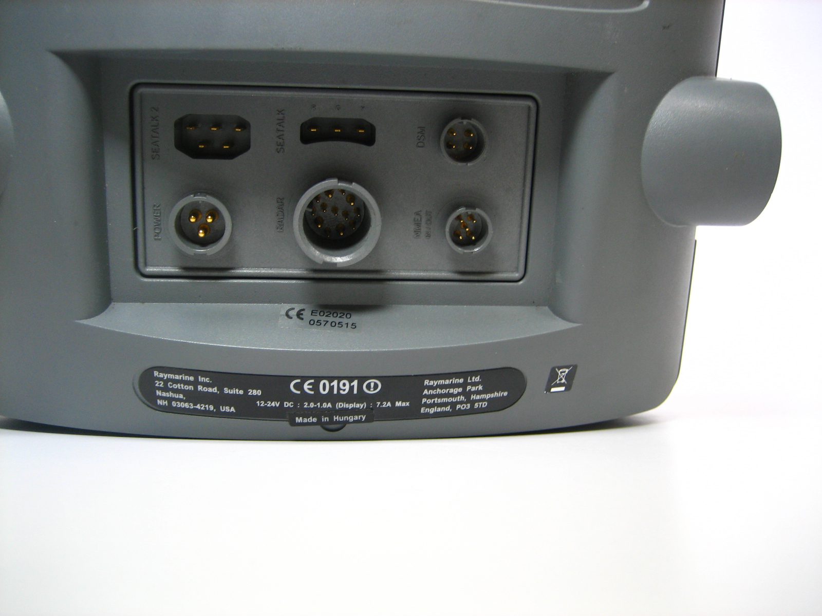 Raymarine C80 Classic Display w/ Bezel & Sun Cover - E02020 - Fully ...