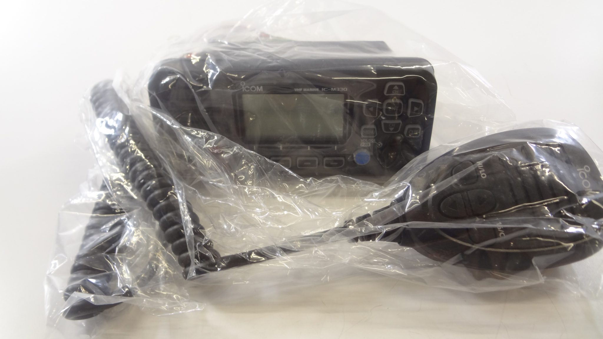 Icom IC-M330G Submersible Marine VHF Radio Transceiver Unit w/ Hand Mic ...